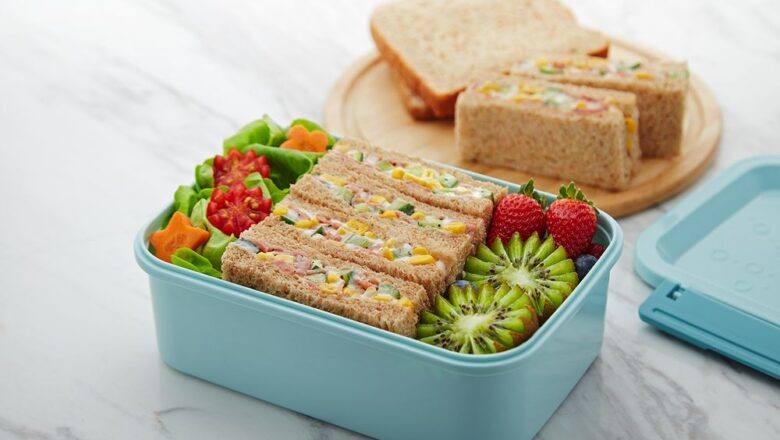 Sandwich Ham Ayam dan Jagung Mayo