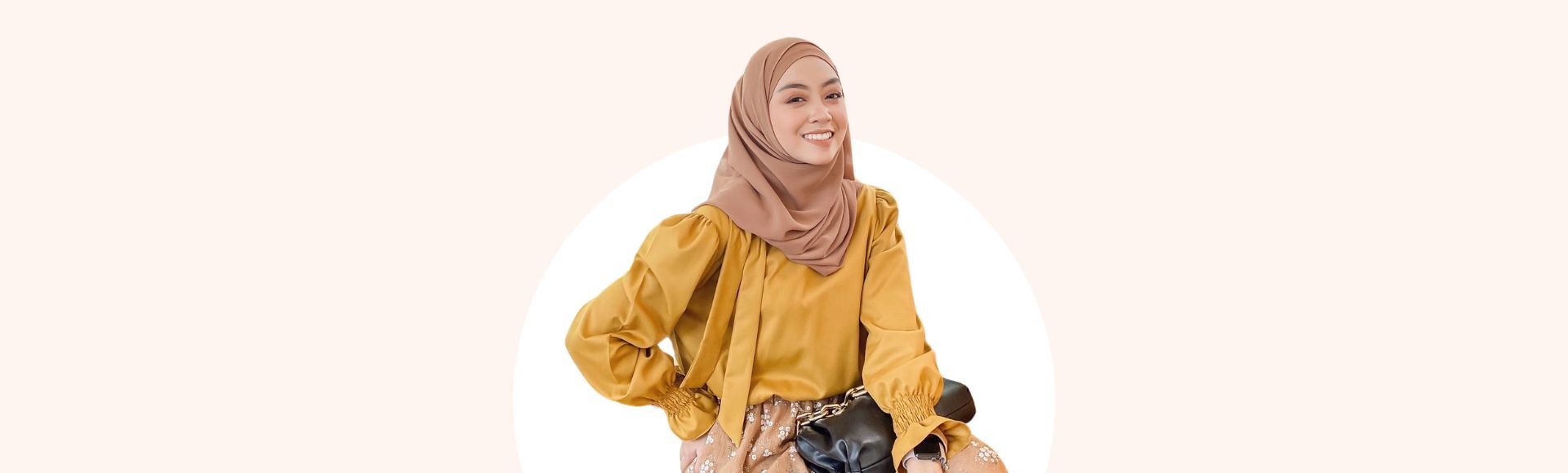 10 Inspirasi Warna Jilbab yang Cocok untuk Baju Kuning Mustard ...