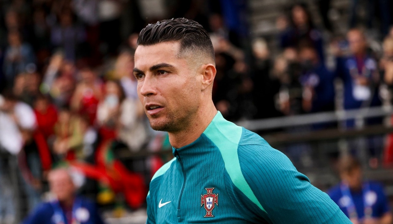 French Crop Hairstyle for Men: Trendy Looks & Styling Tips